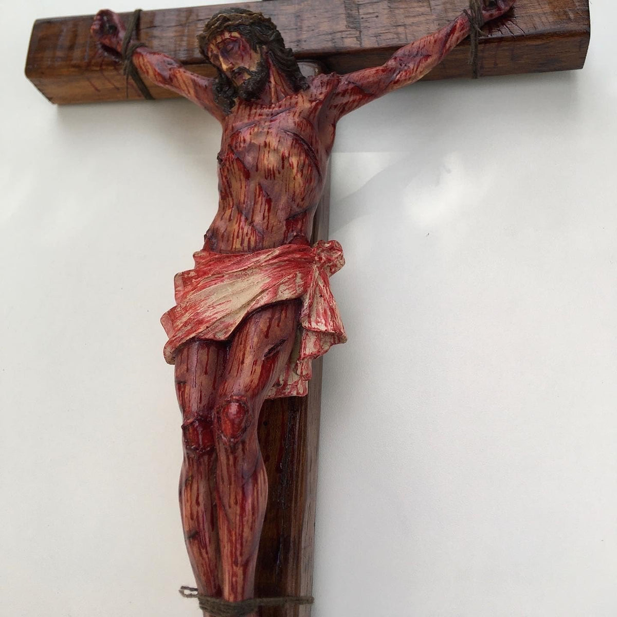 ️Handmade - Realistic Crucifix Christ – infinitias